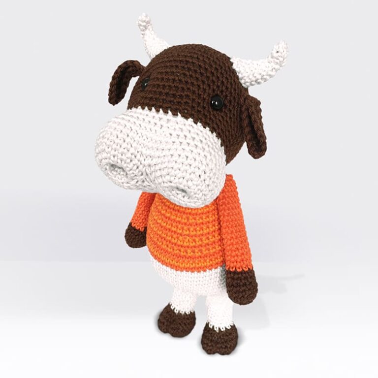 Crochet Bull Pattern - Amigurumi Ringo the Bull - Pepika Crochet Patterns