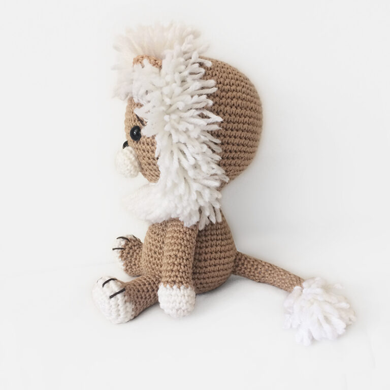 Crochet Lion Pattern - Amigurumi Lav the Lion - Pepika Crochet Patterns